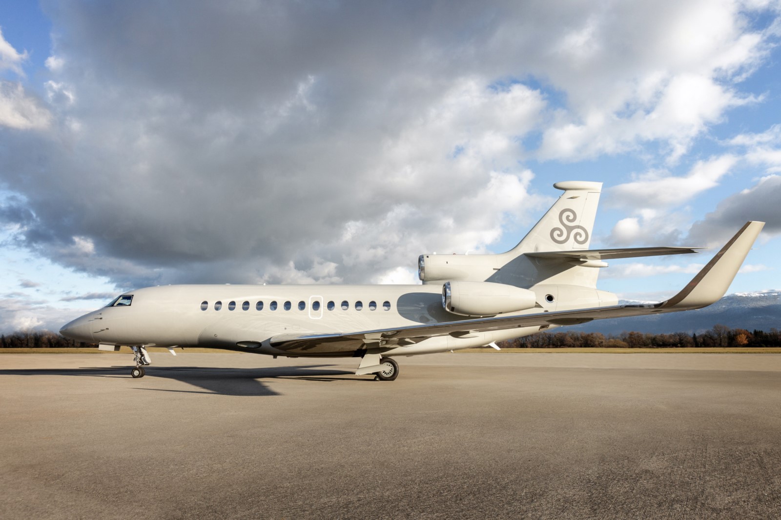 DASSAULT FALCON 7X LX-IAM | Private Jet | Global Jet